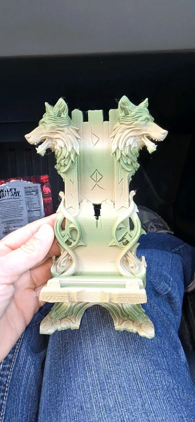 Epic Wolf Phone & Tablet Stand - Free 3D Print Model - MakerWorld