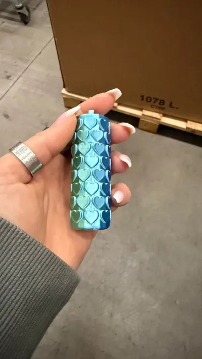 Heart Pattern Lip Balm Screw Top Container - Free 3D Print Model ...