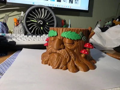 Forest Spirit Tree Stump Planter Decorative Cachepot - Free 3D Print ...