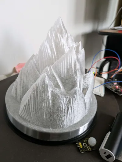 Crystal Summit Desk Lamp - Free 3D Print Model - MakerWorld