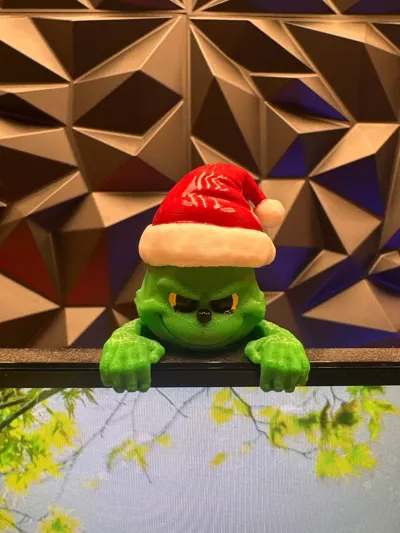 Monitor Grinch - Free 3D Print Model - MakerWorld