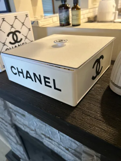 Chanel CHANEL Jewelry Storage Box / Square Model / Stackable - Free 3D ...