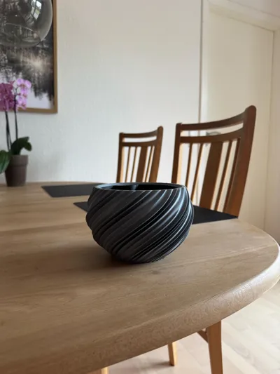 Aya Collection — Self-Watering Pots & Planters - Free 3D Print Model ...
