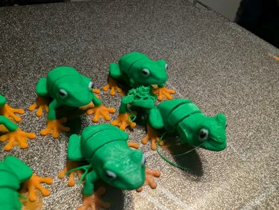 Tiny Tree Frog - Free 3D Print Model - MakerWorld