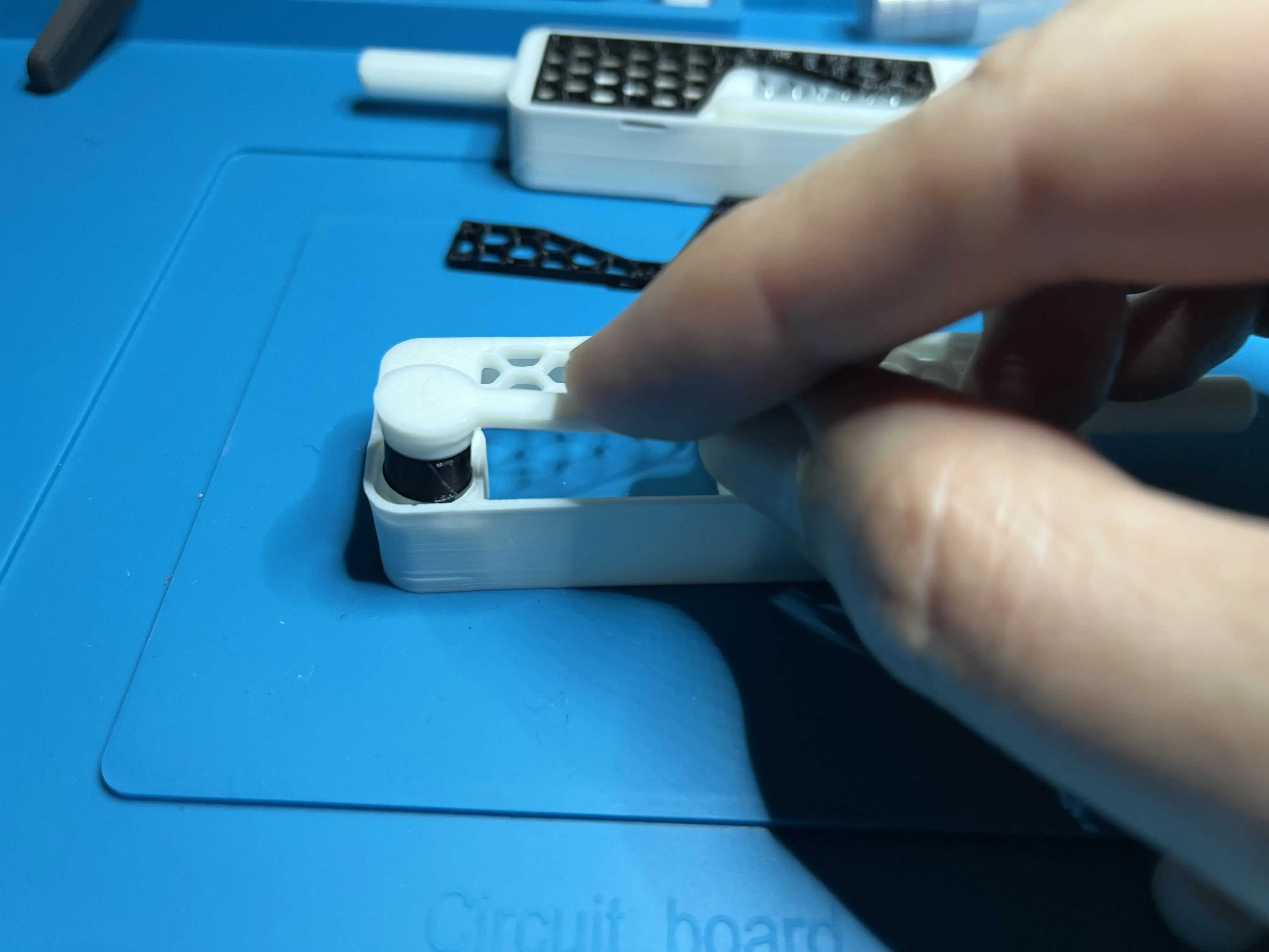 Push2open - Reliable and powerful (Latch mechanism) - Free 3D Print ...