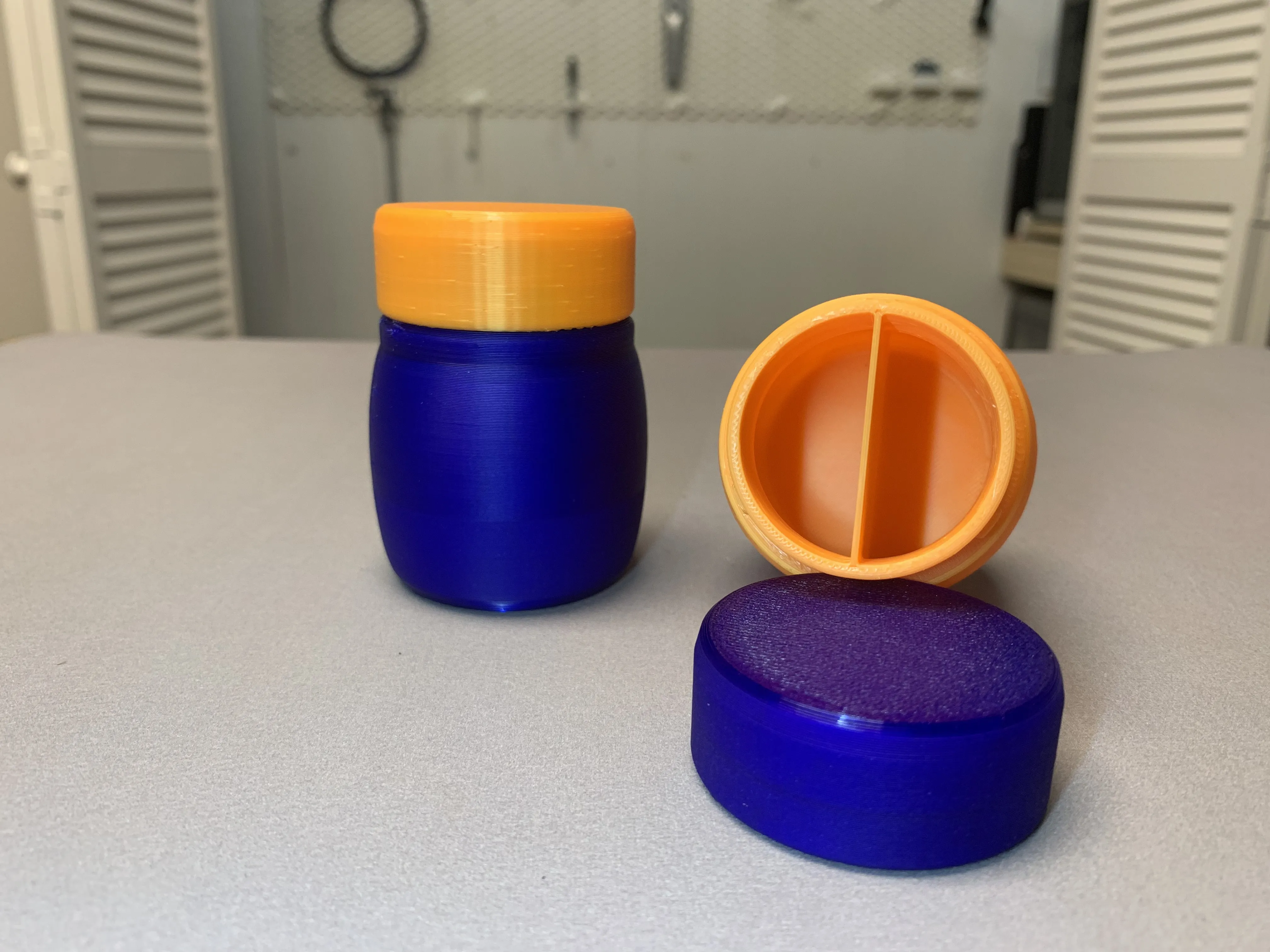 Segmented bottle with twist lock lid | Pill Bottle | Container Remixed ...