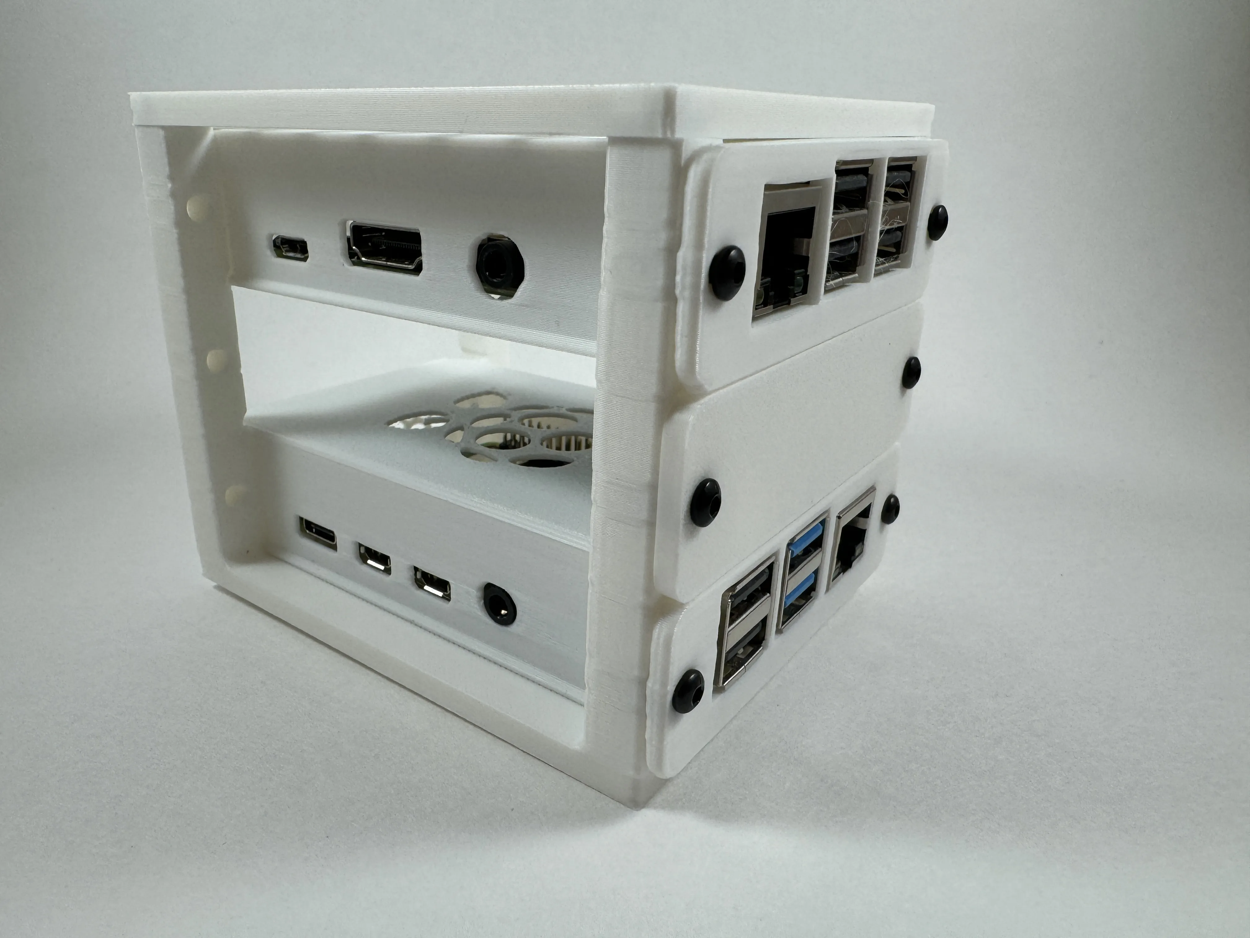 Raspberry Pi 3 Mini Server Rack Sled Remixed by Bald Prints MakerWorld ...