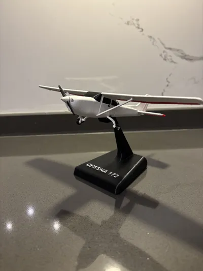 [Cessna 172] 1:48 Airplane Model - Free 3D Print Model - MakerWorld