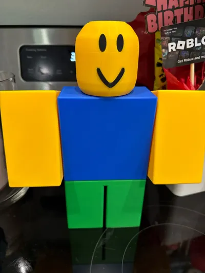 Noob | Moveable Roblox Character Figurine (NO AMS) by Mike.stl ...