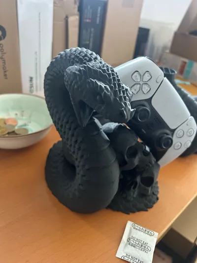 controller stand ps5 holder snake and skull - Free 3D Print Model ...
