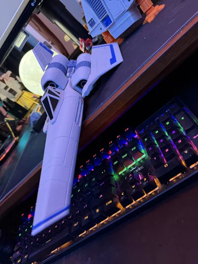 Colonial Viper by Nzyme MakerWorld: Download Free 3D Models