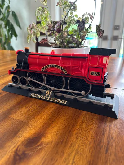 Harry Potter Train - Hogwarts Express by Savy Maker MakerWorld ...