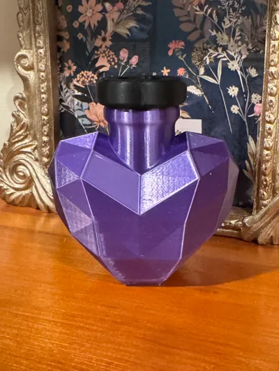 Love Potion Low Poly + Heart Lid, No Support by Valeria Momo & Mattia ...