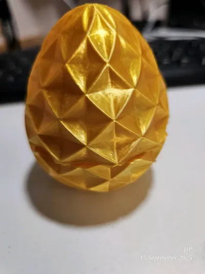 Small Threaded Twisty Dragon Egg - Free 3D Print Model - MakerWorld
