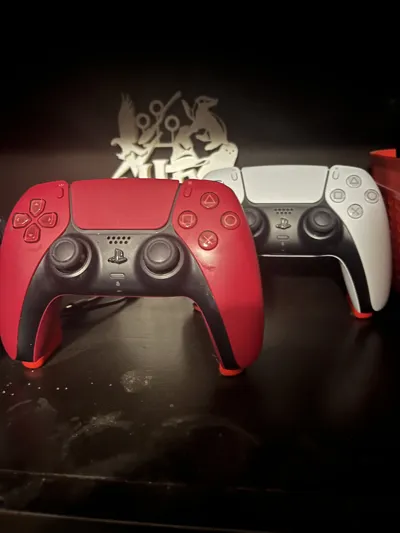 Invisible PS5 Controller Holder Minimalist by GianfLab MakerWorld ...