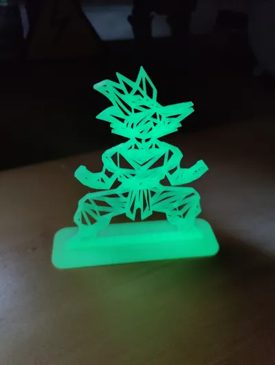 Geometric Low Poly Goku by PhaseworksCA MakerWorld: Download Free 3D Models