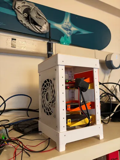 Microlab - Mini Modular Home Server Rack by CB4DMakerWorld: Download ...