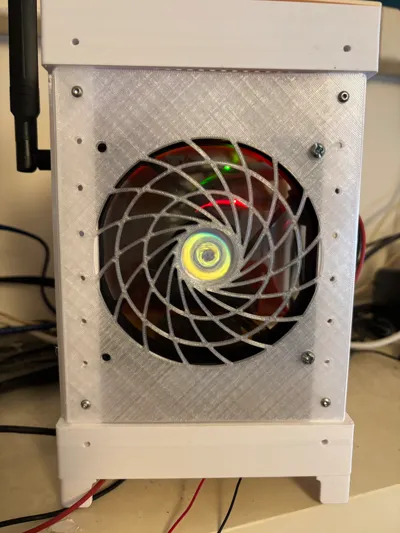 Microlab - Mini Modular Home Server Rack by CB4DMakerWorld: Download ...