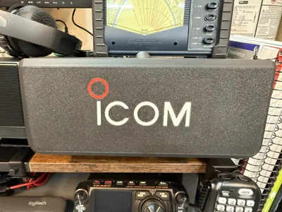 ICOM IC-7300 protective front cover by Papa_Lopez MakerWorld: Download ...