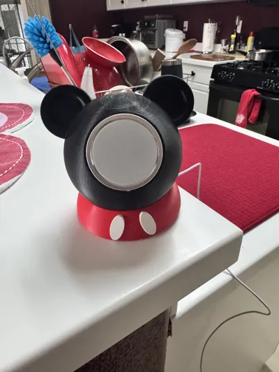Mickey Mouse Magsafe Charger by Contrat MakerWorld: Download Free 3D Models