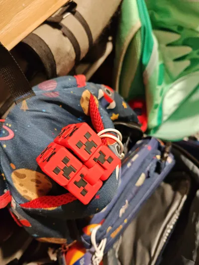 Minecraft Fidget Cube: Creepers by austinvojtaMakerWorld: Download Free ...