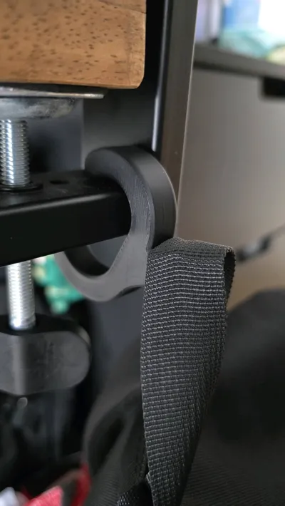 Small Desk Hook - Free 3D Print Model - MakerWorld