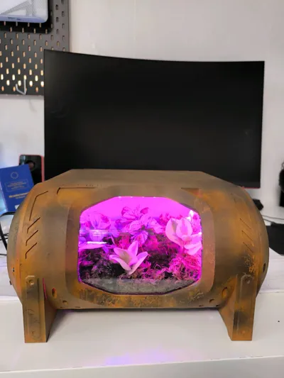 Spaceship Terrarium Monitor Riser by DKprints MakerWorld: Download Free ...