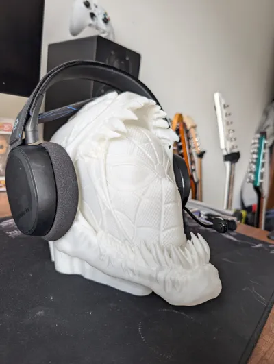 Venom/spiderman Headphone stand by FankoPRINT - MakerWorld