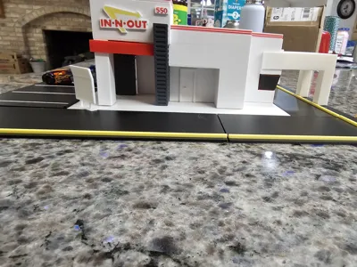 IN-N-OUT Model Set - Hot Wheels Display 1:64 Scale by LAYRLAB ...