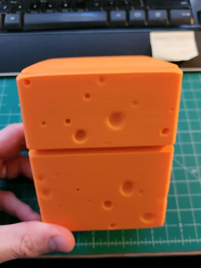 Cheese - Hinged MTG Commander Deck box - Free 3D Print Model - MakerWorld