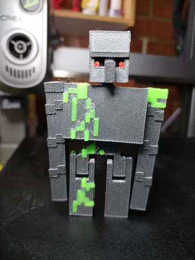 Minecraft Iron Golem Articulated - Free 3D Print Model - MakerWorld