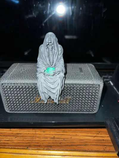 Sitting Grim Reaper with Teacup | (Book)shelf Deco - Free 3D Print ...