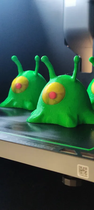 Futurama Brain Slug Remixed by reptilebeats - MakerWorld
