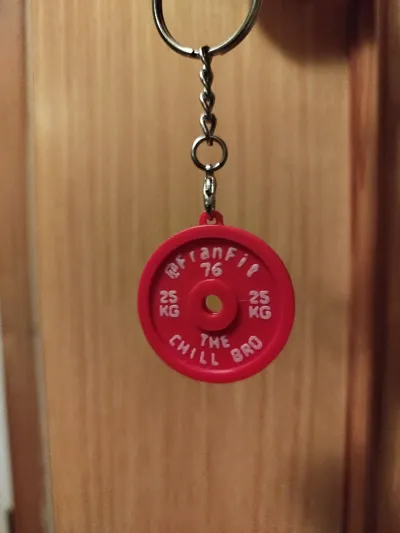 Parametric Weight Plate Keychain by Rusty Tractor - MakerWorld