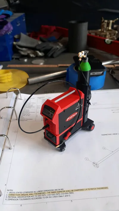 Miniature Welder for Garage Diorama, scale 1:18 - Free 3D Print Model ...