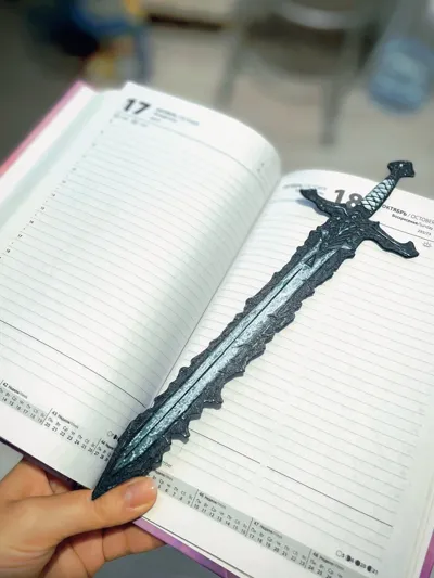 Nightfang - Bookmark Blade by C3D MakerWorld: Download Free 3D Models