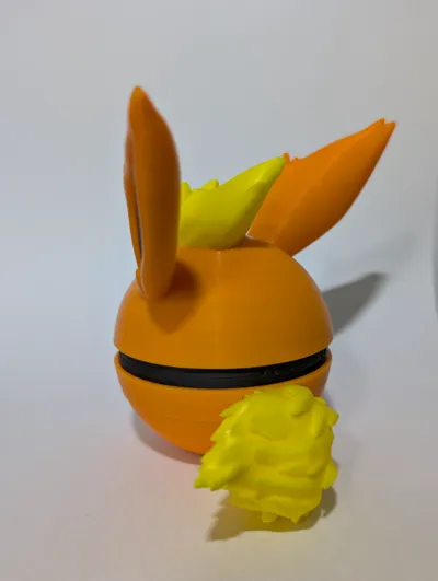 Flareon Ball - Pokemon - Pokeball Functional by Torikami MakerWorld ...