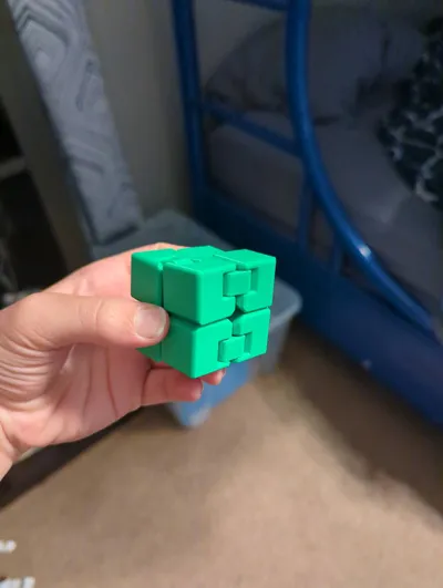 Round Infinity cube! Fidget print in place - Free 3D Print Model ...