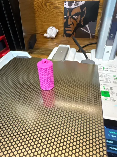 Small Keychain Container by 3D Luffy MakerWorld: Download Free 3D Models