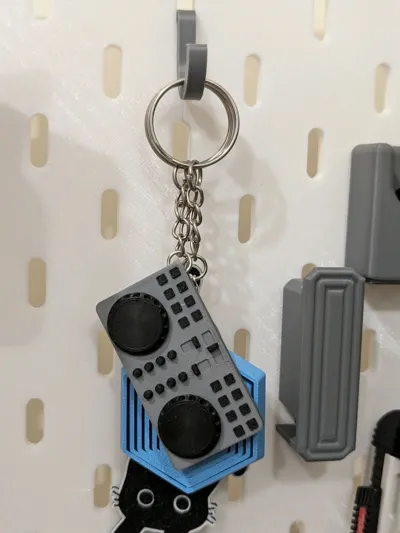 Fidget DJ-Controller Keychain by Grasseus MakerWorld: Download Free 3D ...