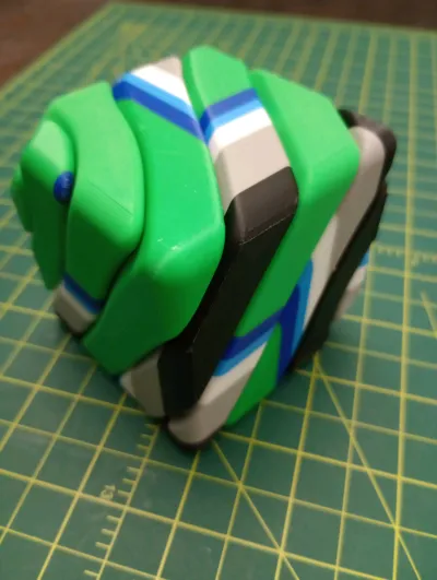 Passthrough Cube Puzzle - Print in place by makerbro MakerWorld: Download Free 3D Models