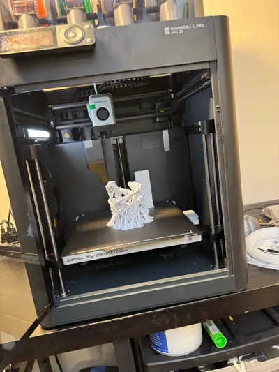 Wyvern Pen Holder - Free 3D Print Model - MakerWorld