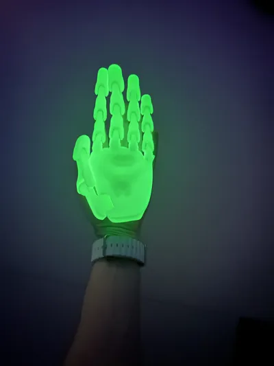 Poseable articulated hand model Remixed by aki-racing MakerWorld ...