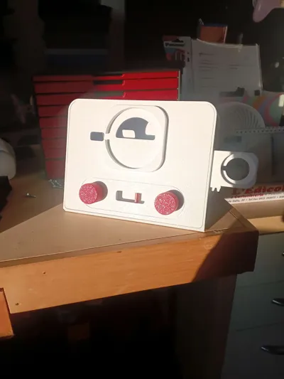 Retro Radio MagSafe Charger by EBengineeringMakerWorld: Download Free 3D Models