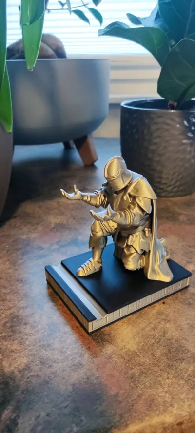 Knight of the Quill Medieval Knight Pen Holder - Free 3D Print Model ...