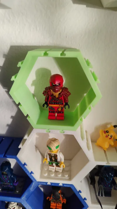 Lego Figur Display Stand Hexagon Honeycomb Remixed by Gamehunter ...