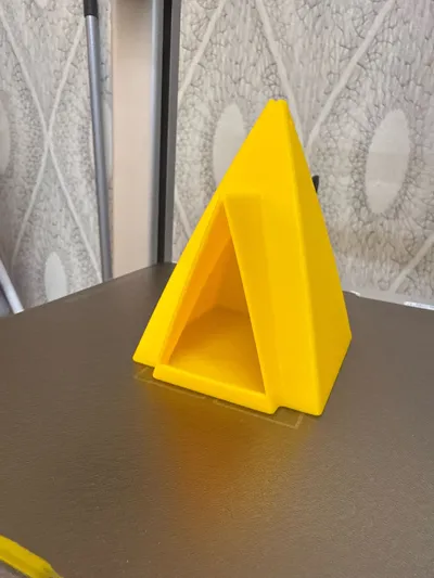 Tipi Tent Bird Feeder by ProjektDruk3D MakerWorld: Download Free 3D Models