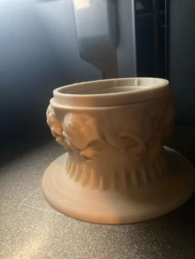 Airbrush cleaning pot by FlorinV MakerWorld: Download Free 3D Models