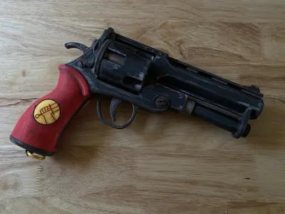 Hellboy – Good Samaritan Revolver Prop Replica - Free 3D Print Model ...