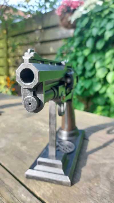 Hellboy – Good Samaritan Revolver Prop Replica - Free 3D Print Model ...